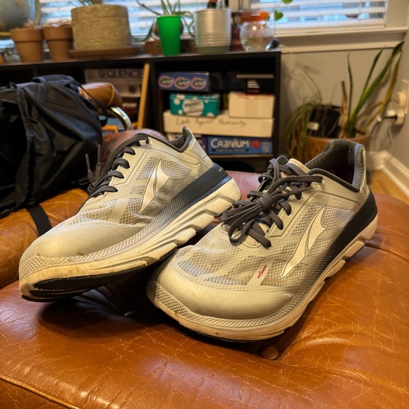 Altra | Shoes | Altra Wide Toe Base Running Hiking Shoes Size 2 | Poshmark